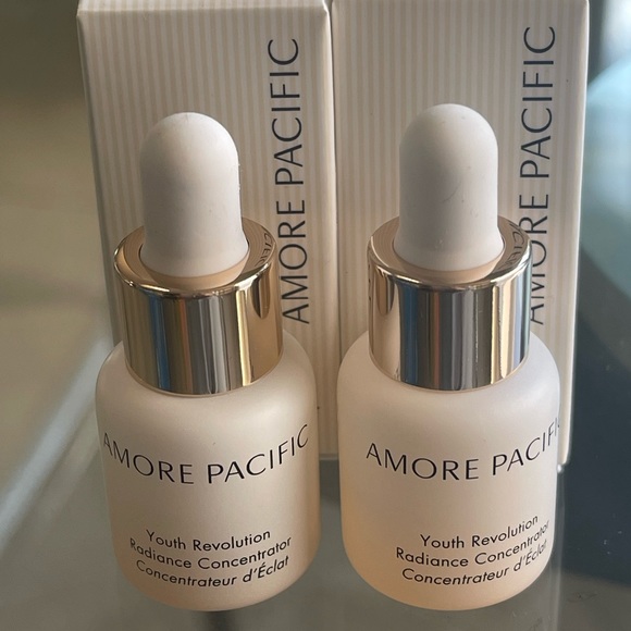 Amore Pacific | Skincare | Youth Revolution Vitamin C Radiance ...